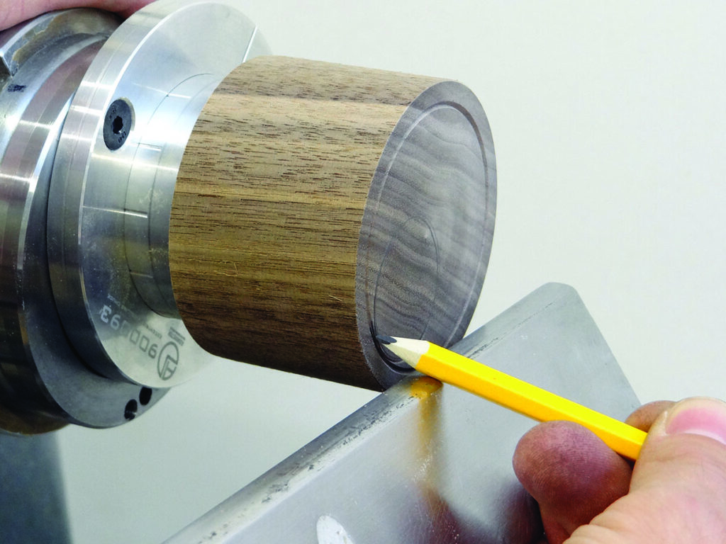 Eccentric Turning, Using Chucks - Woodworkers Institute