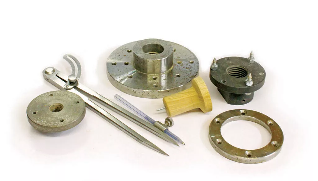 Pros and Cons of Different Faceplates for Woodturners