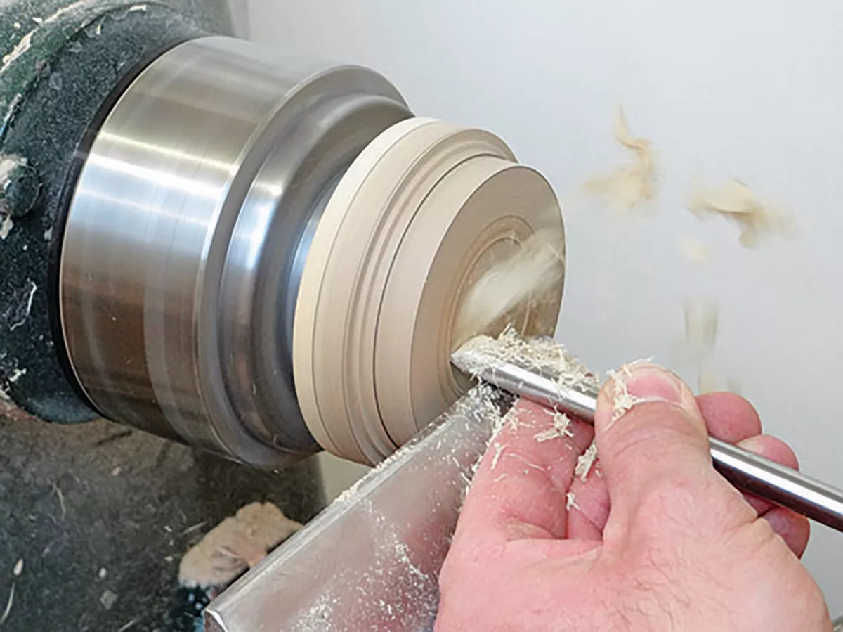 Overcoming Challenges in Woodturning Faceplate Work