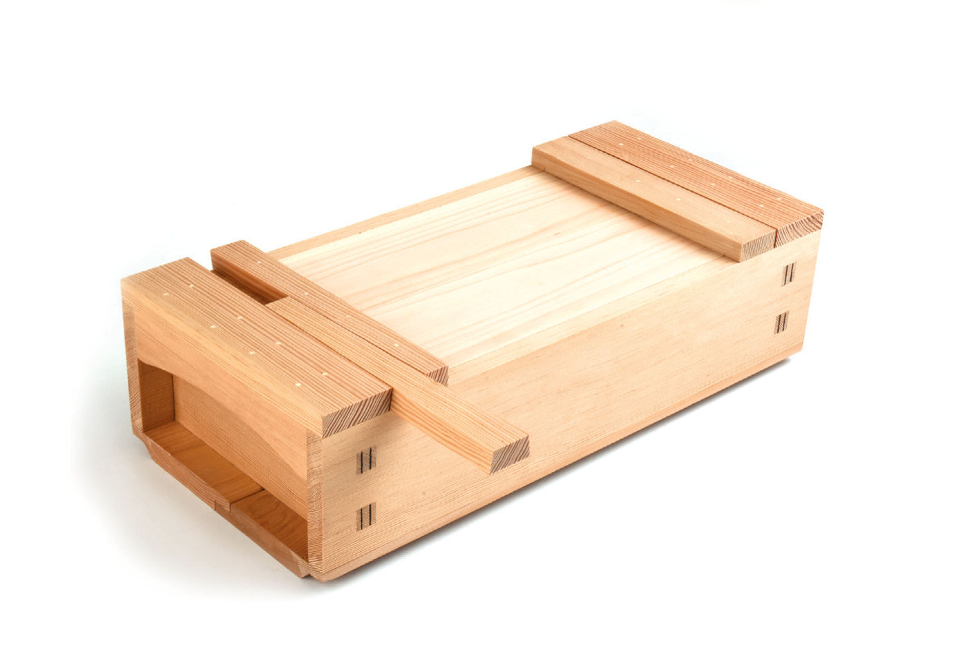 Crafting a Traditional Japanese-Style Tool Box