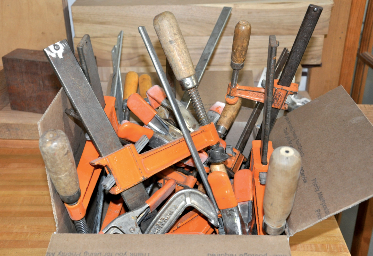 Restore Old Clamps: Techniques for Cleaning and Repairing Tools