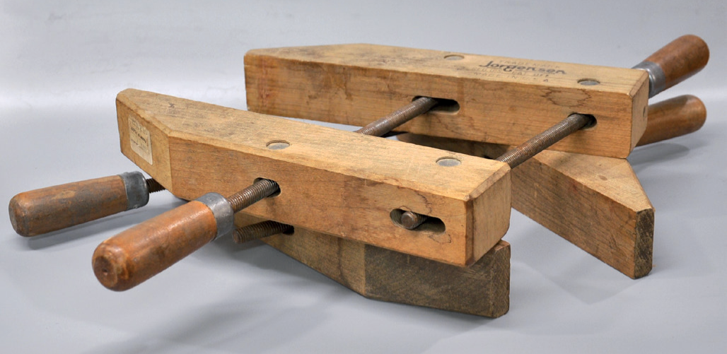 Restore Old Clamps: Techniques for Cleaning and Repairing Tools