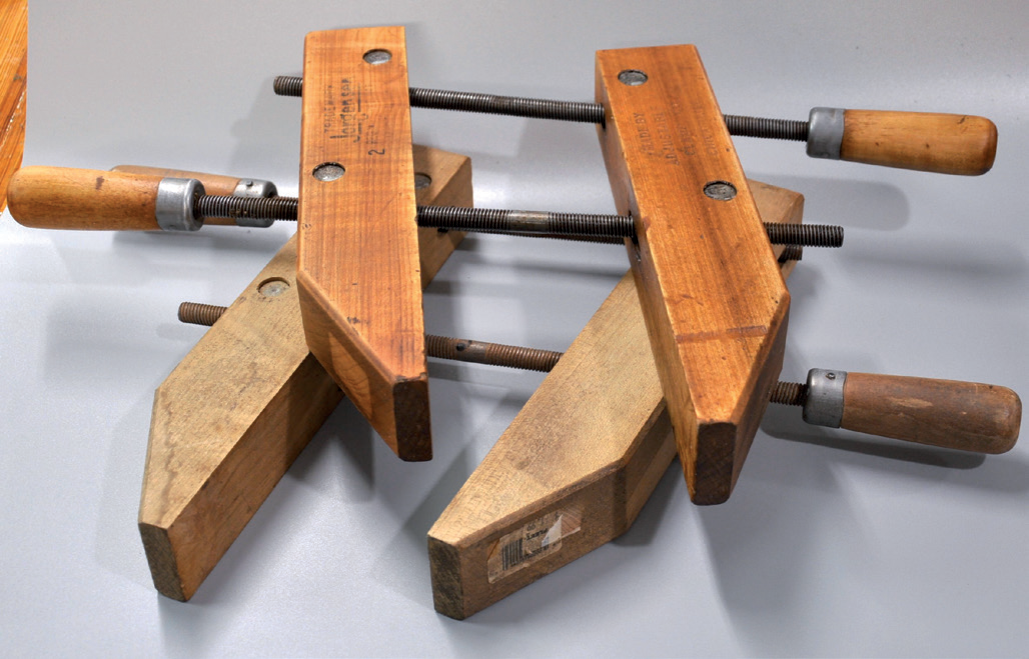 Restore Old Clamps: Techniques for Cleaning and Repairing Tools