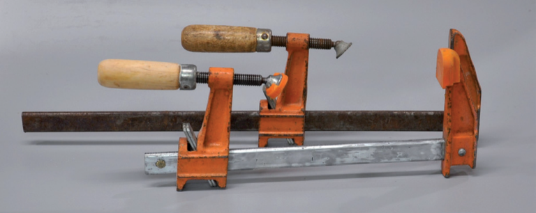 Restore Old Clamps: Techniques for Cleaning and Repairing Tools