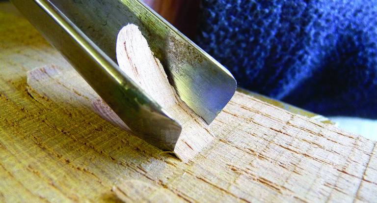 Beginner's Guide to Gouges and Chisels for Woodcarving