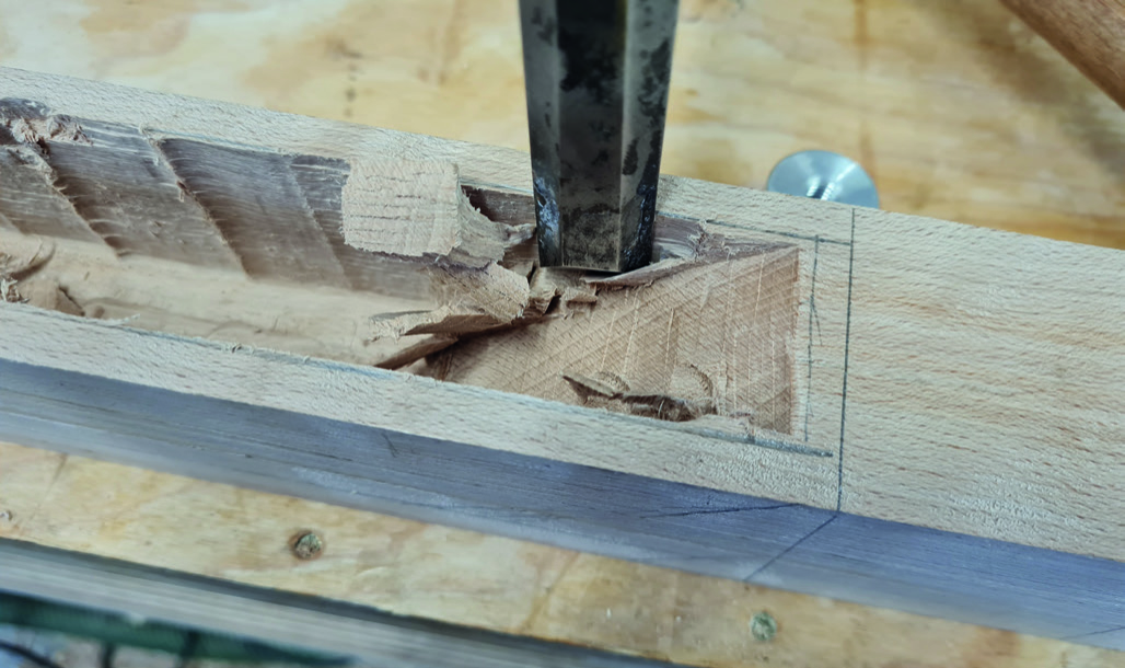 Kev Alviti's DIY Grain Mill Inspired by Historic Milling