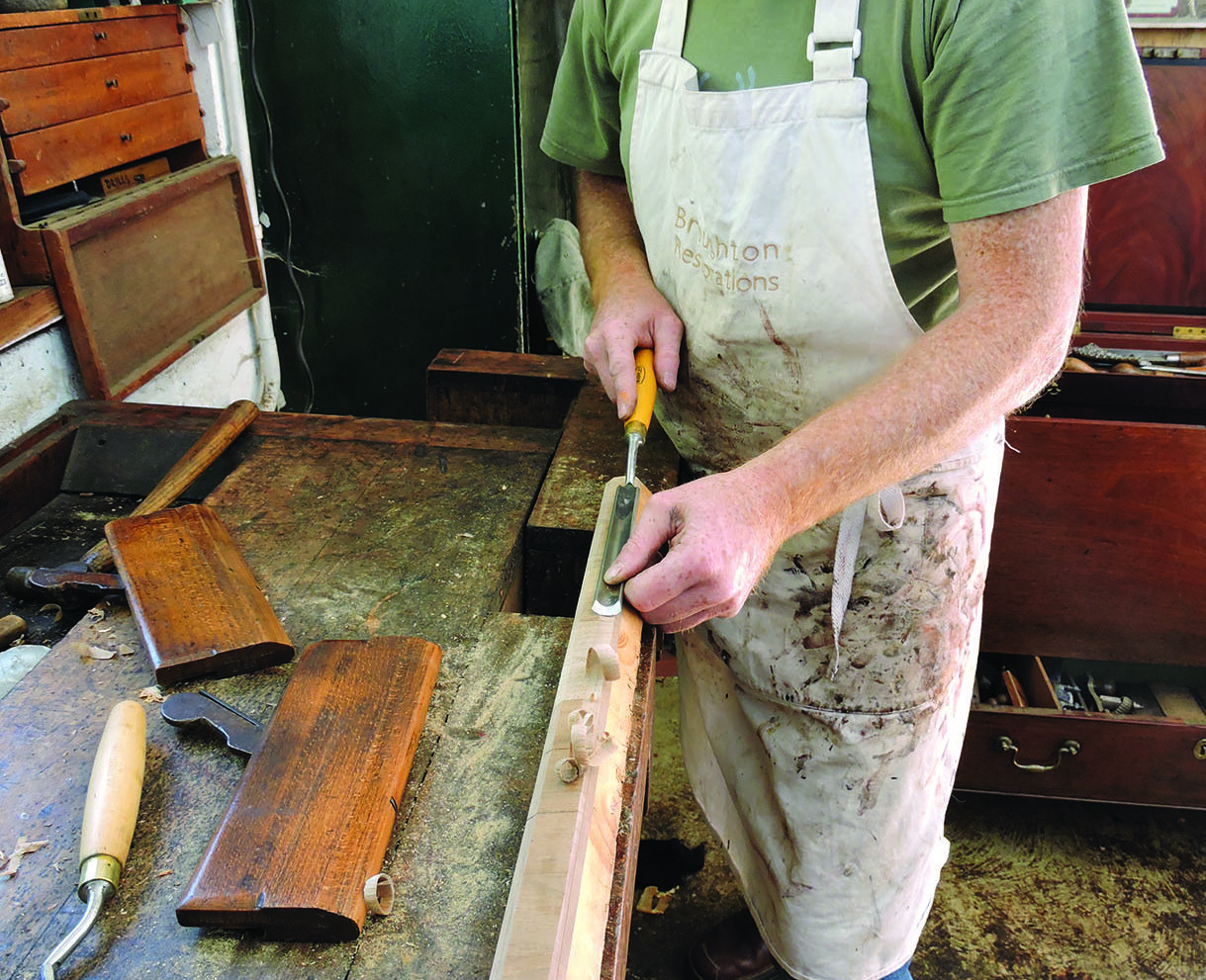 The Timeless Appeal of Traditional Cross-Grain Moulding