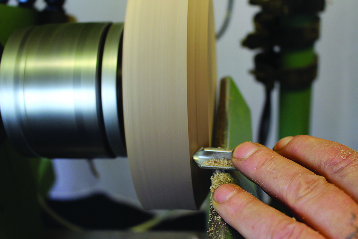 Mastering Woodturning: Importance of Bevel Rubbing Explained