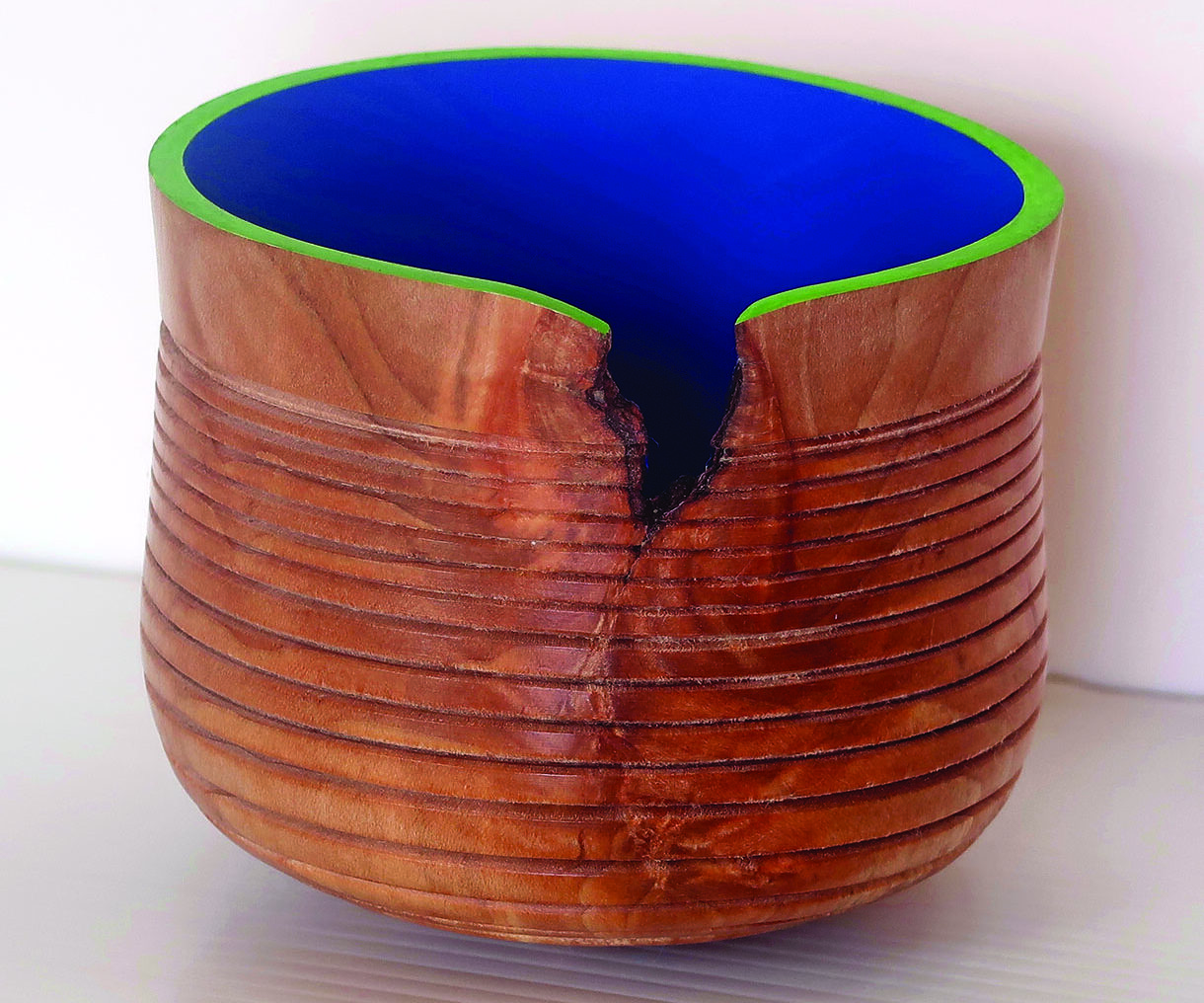 Working with Cracked or Imperfect Timber: Challenges & Safety Tips