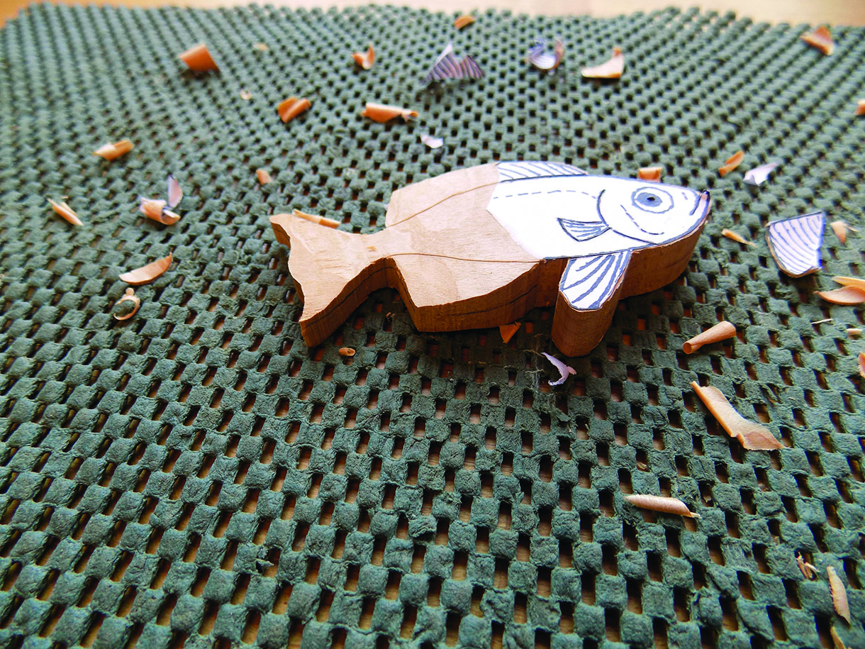 Beginner’s Knife-Carving Guide: Lunar-Tailed Bigeye Fish