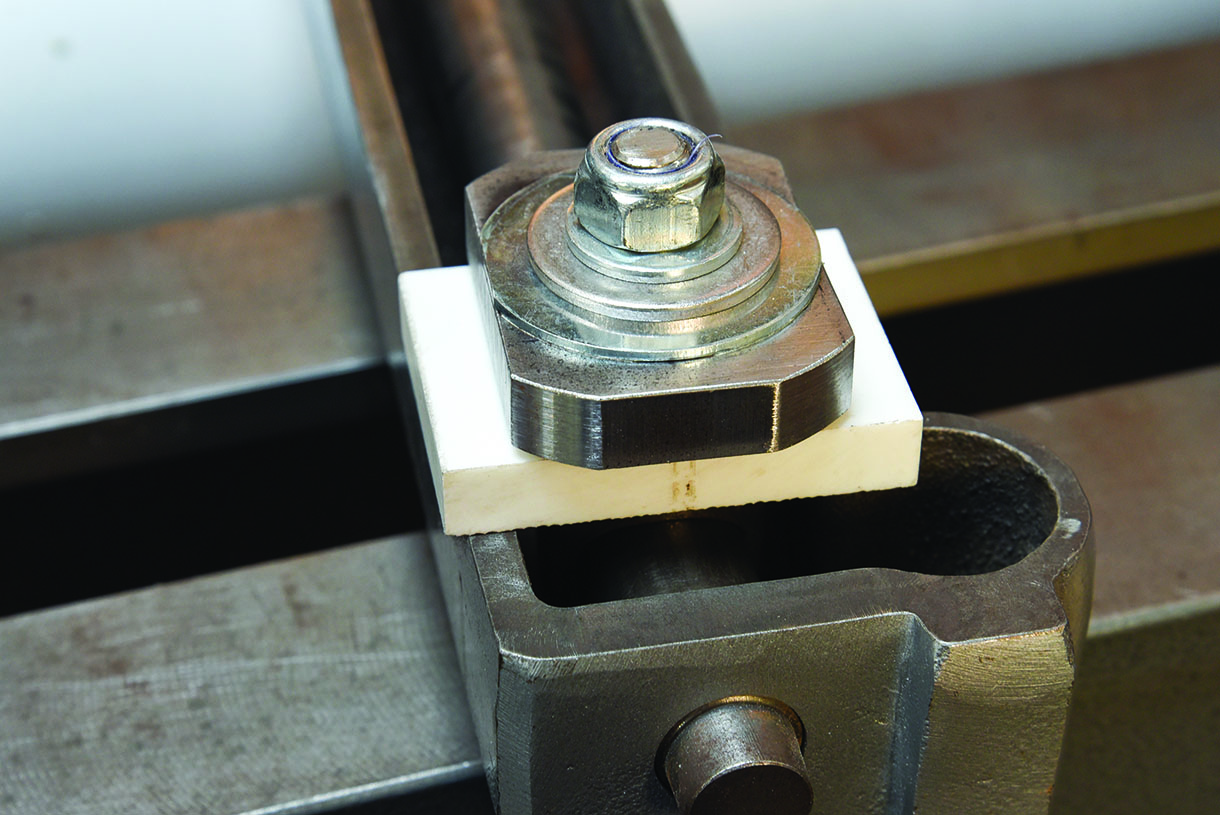 Chris Grace's Guide to a Smooth Banjo and Tailstock