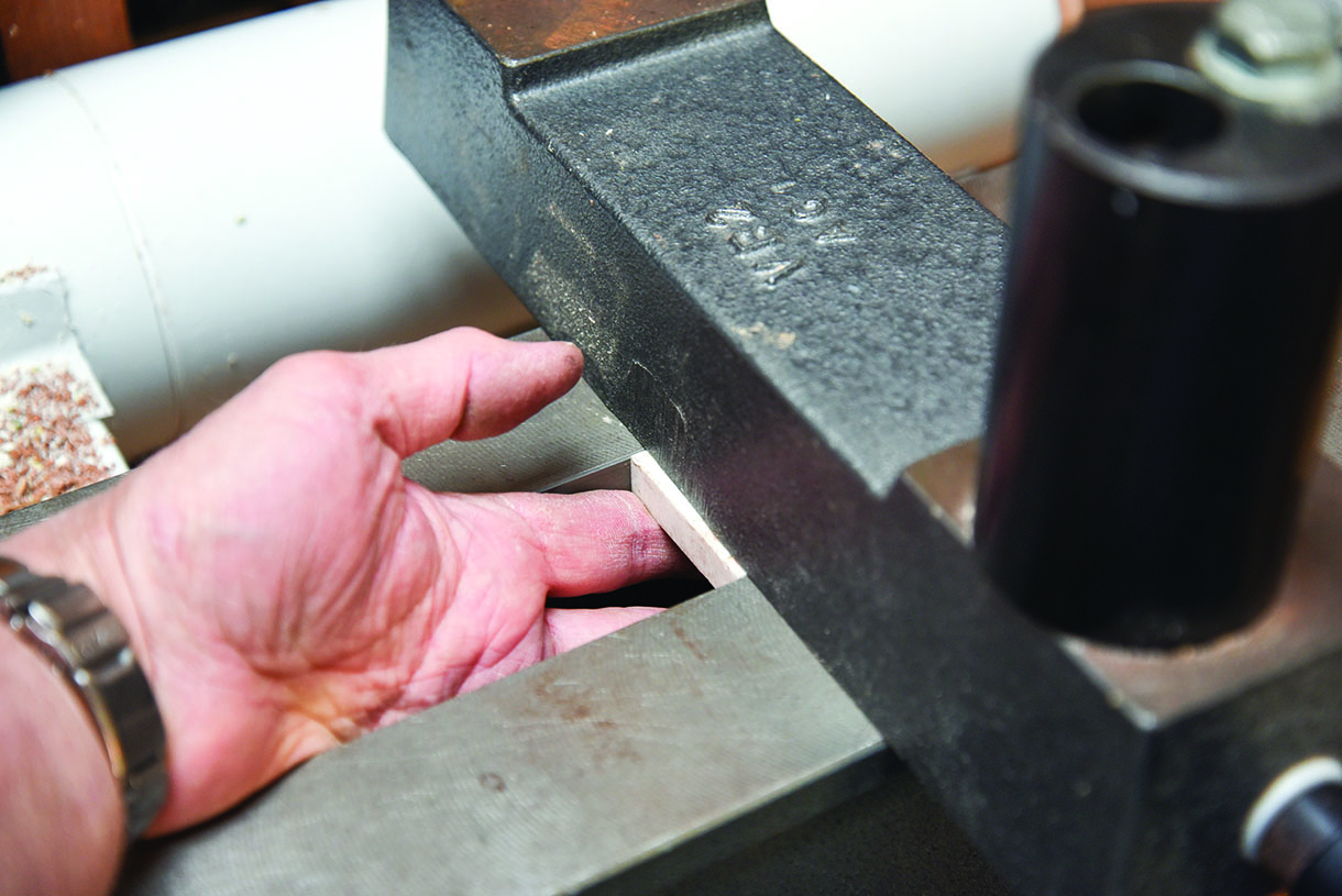 Chris Grace's Guide to a Smooth Banjo and Tailstock