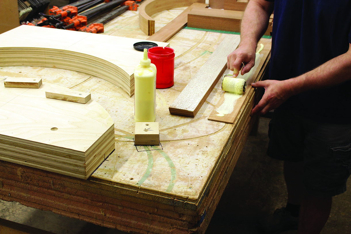 Master Wood Bending for Stunning Curved Furniture Pieces