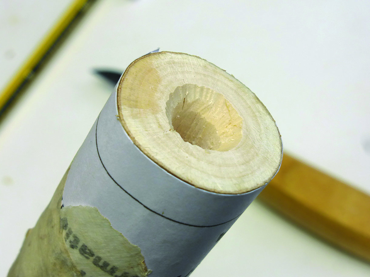 Craft a Lyre-Shaped Thumbstick: Step-by-Step Guide