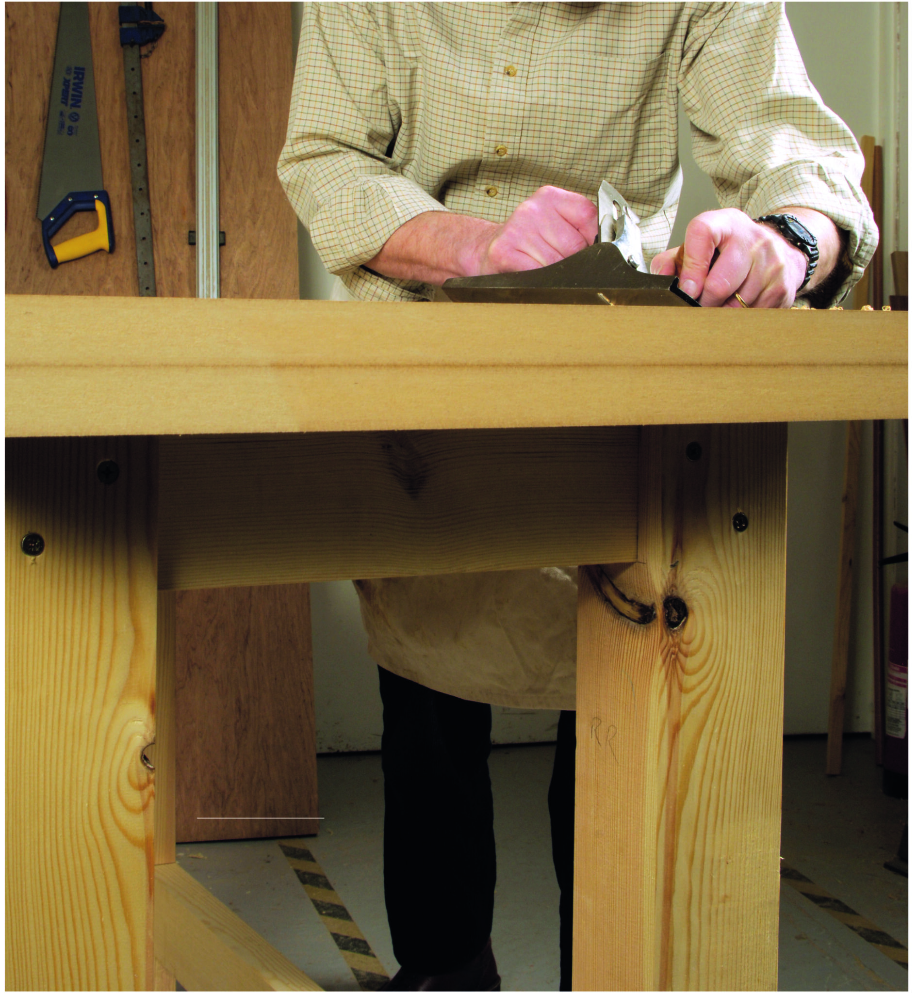 Build the Perfect Workbench: Customisable and Solid
