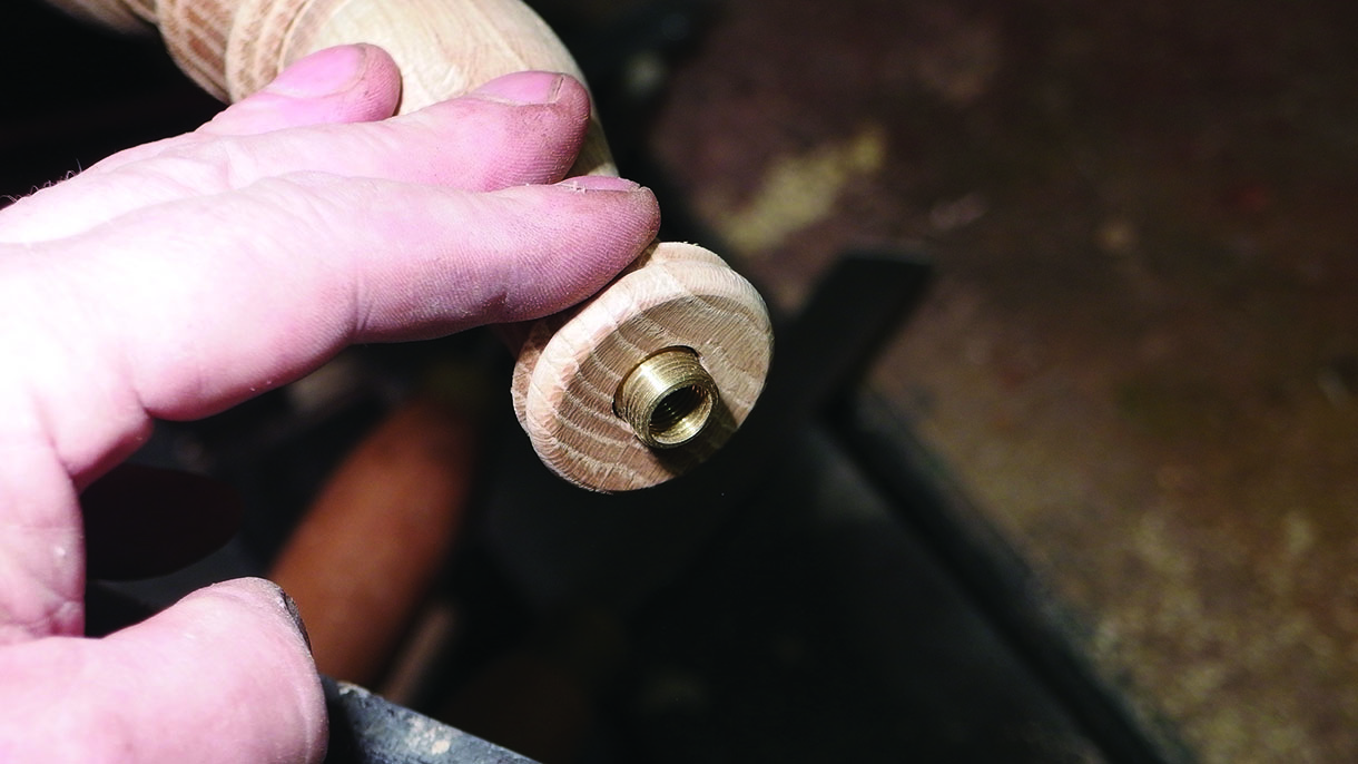 Crafting a Table Lamp from Reclaimed Oak: A DIY Guide