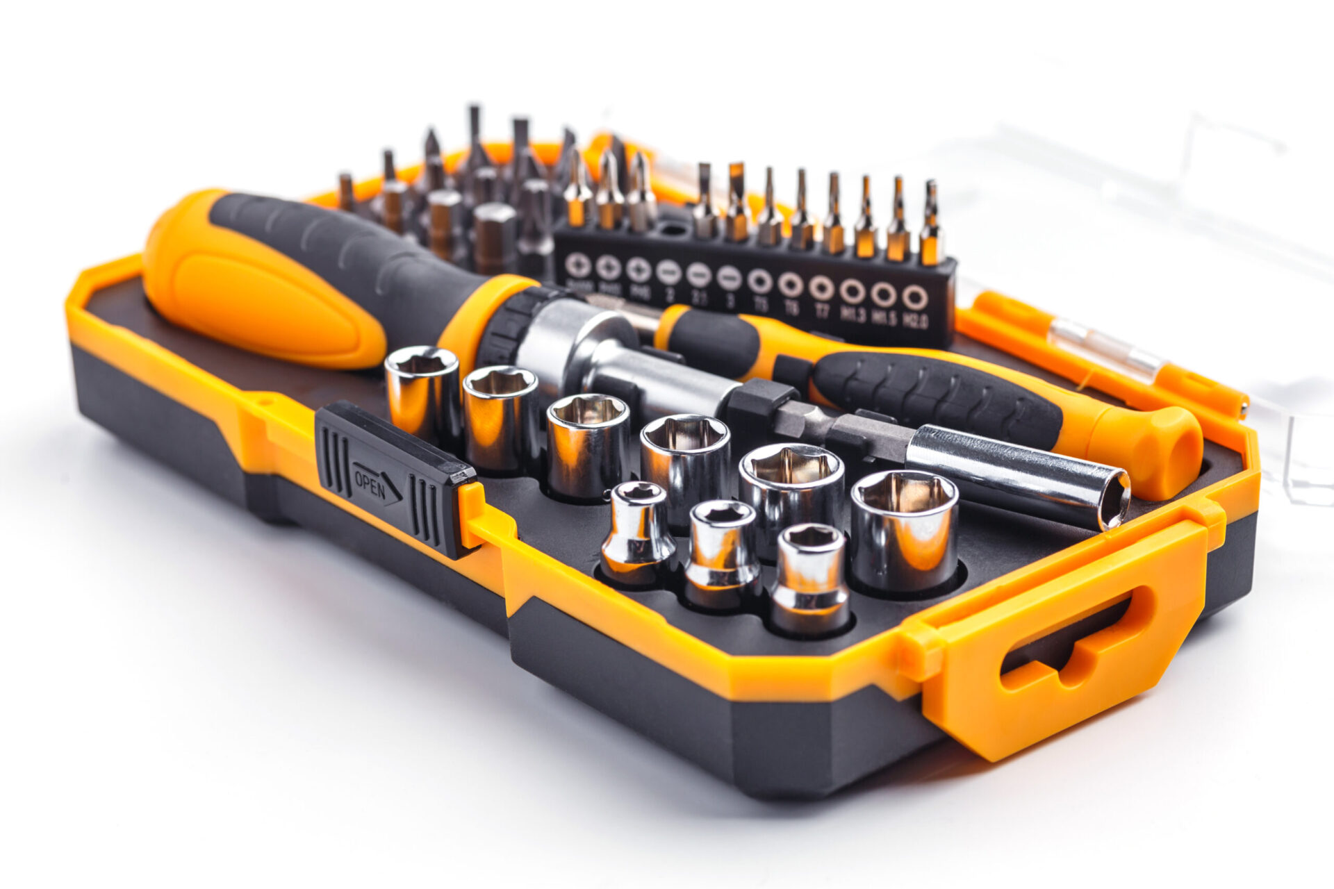 7 Essential Screwdrivers for Woodworking Projects