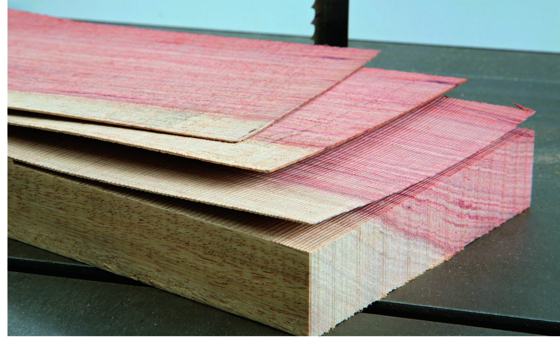 Master Veneer Cutting with John Bullar's Guide