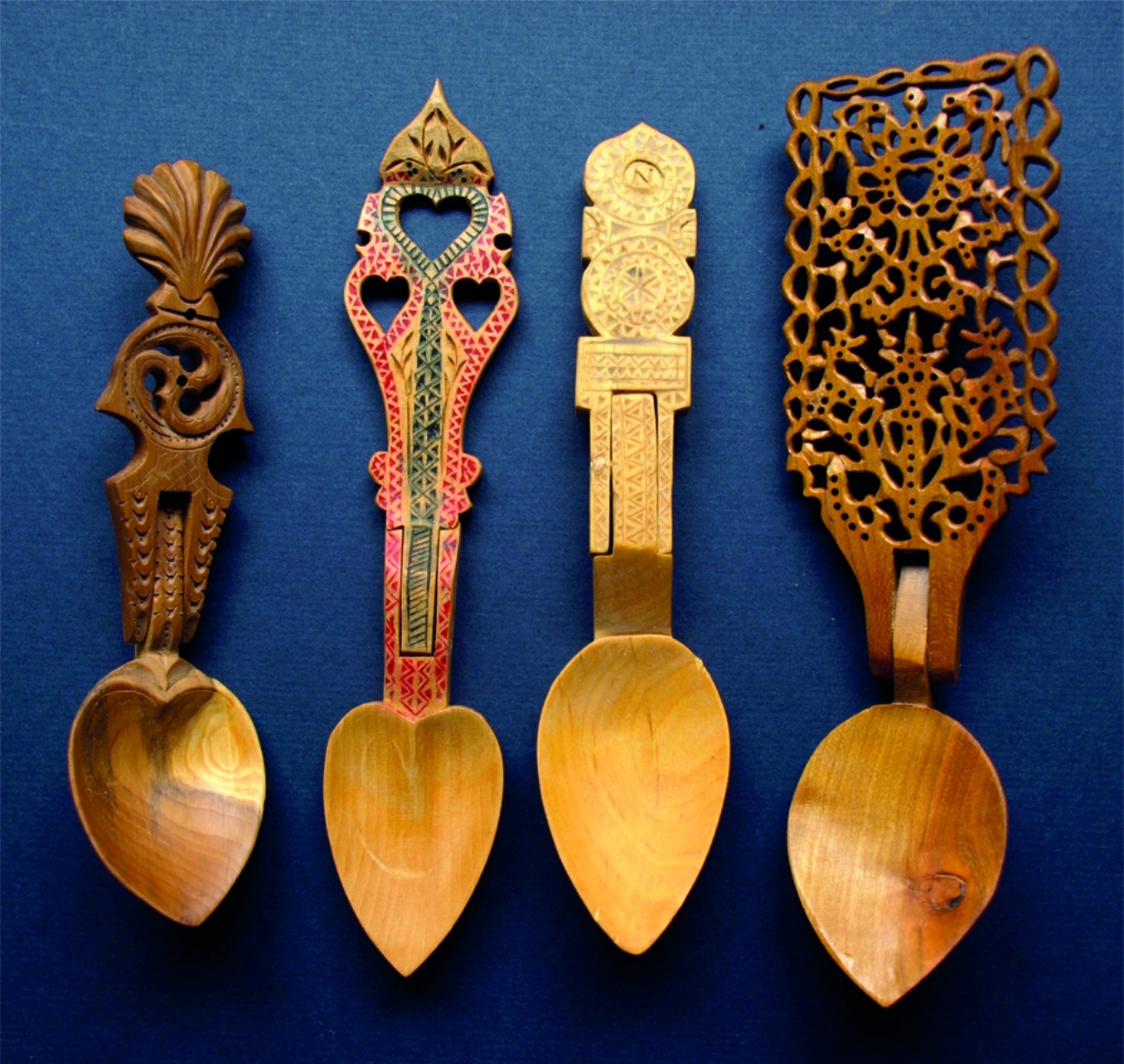 Craft an Art Deco Folding Spoon: A Carver's Delight