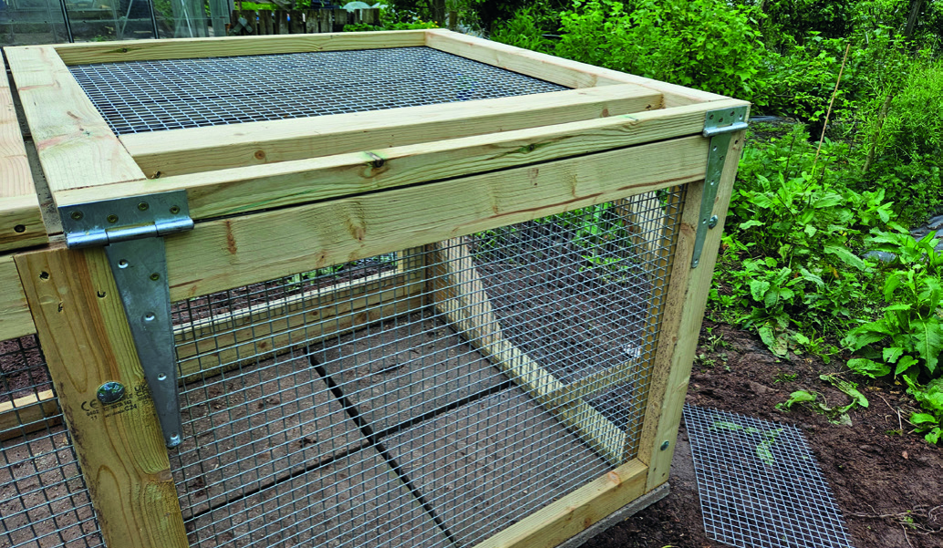 Kev Alviti's Guide to Efficient Garden Waste Composting