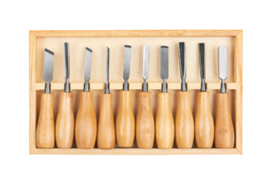Essential Woodcarving Tools Every Beginner Needs