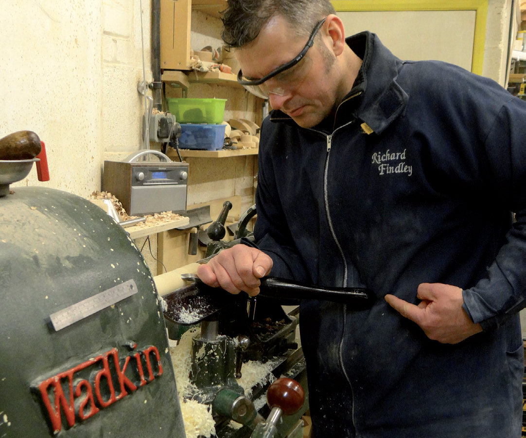 Master Skew Chisel Skills with Richard Findley's Guide