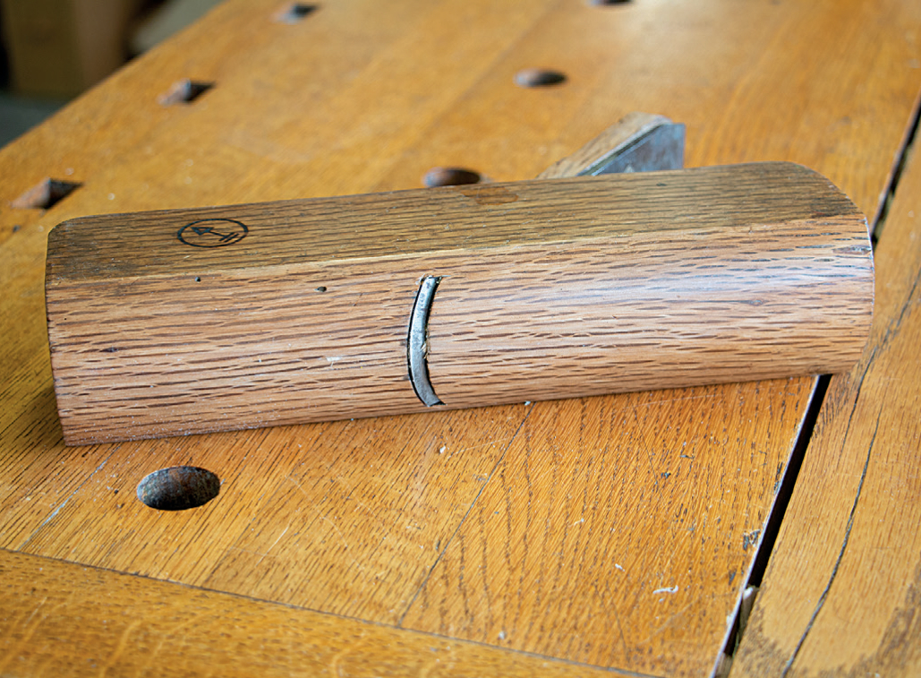 Master Roughing Plane: Essential Woodworking Guide